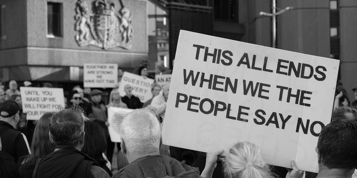 The surprising role of subinfeudation in society