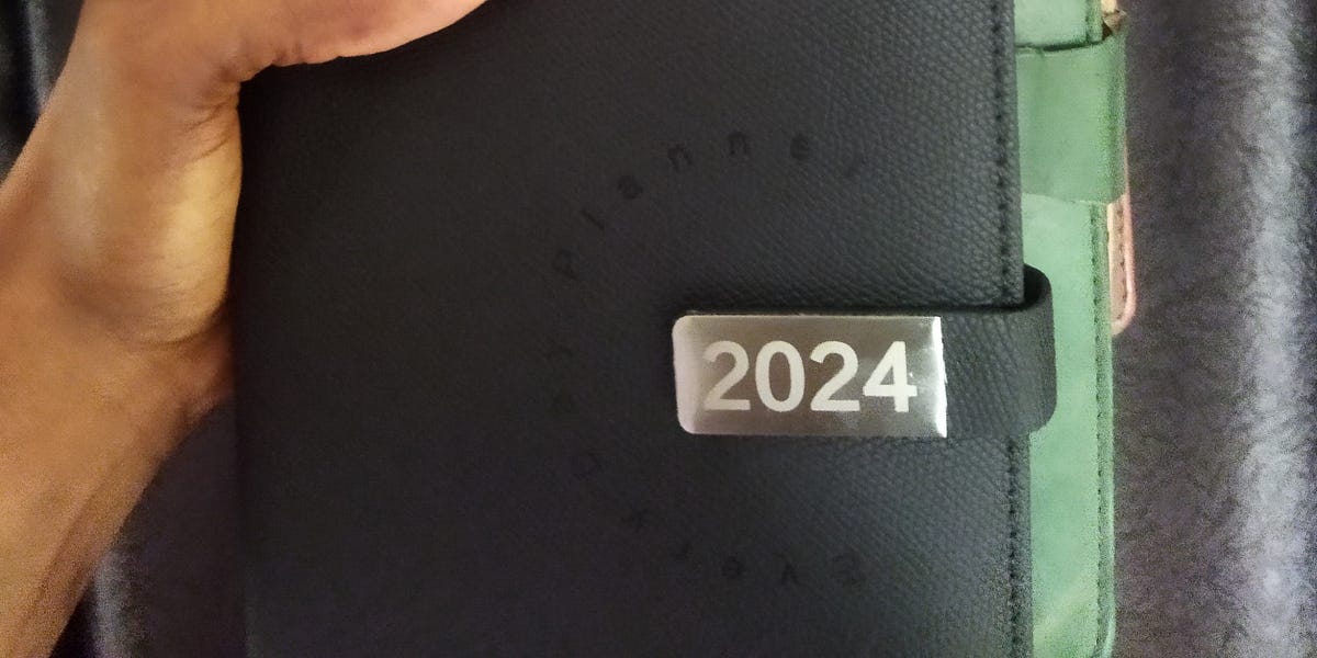 Happy New year 🎊 - Letters from Peter Eyo