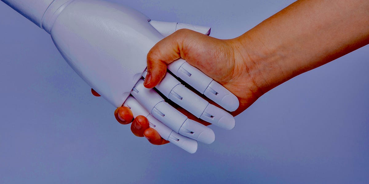 🎧 Actors and Their Digital Replicas: Hollywood’s Deal Explained