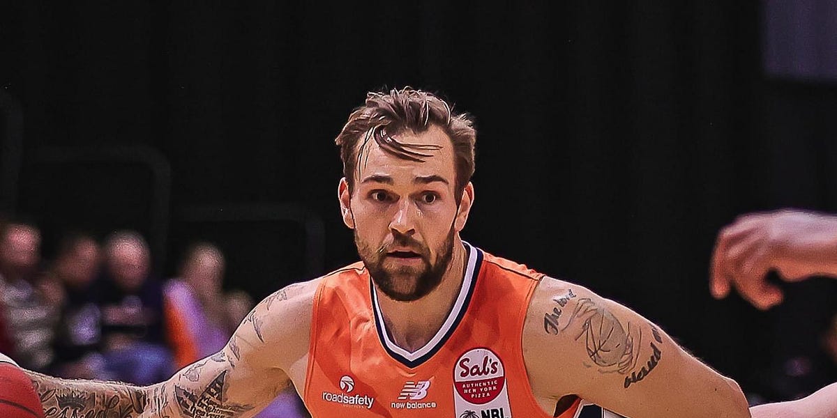 Jeremy Kendle writes name into Southland Sharks record books