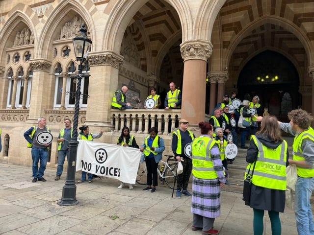 Friday brief: Air pollution protest reaches the council chamber