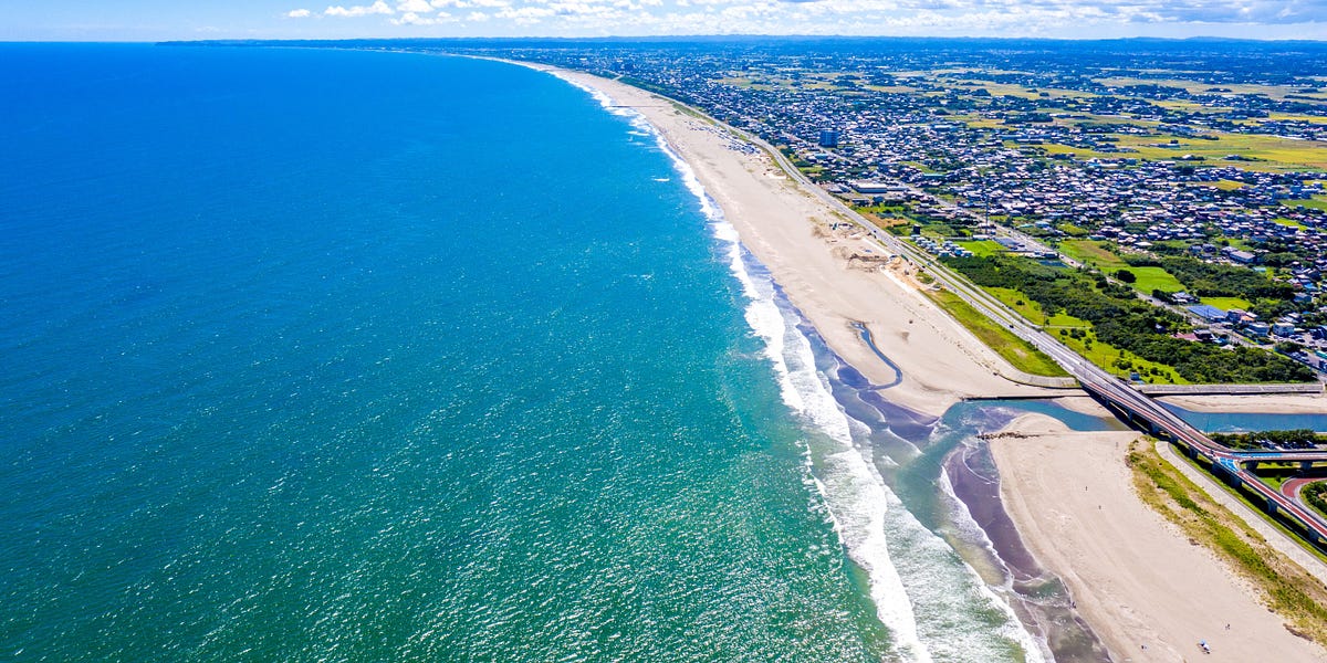 A Kitchen by the Beach - by Jack Krown - Frog's Glen