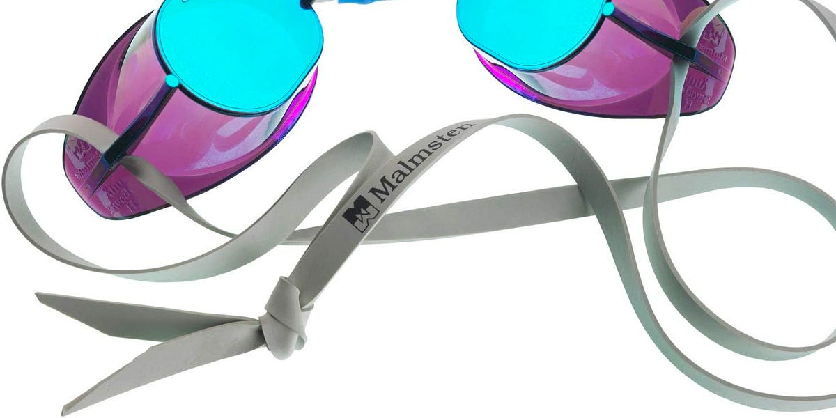 Best Swimming Gear and Equipment - by Alberto Sigismondi