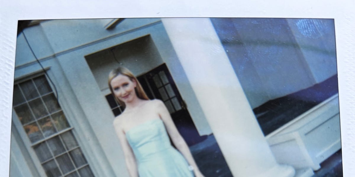 Working Pearl - by Janel Moloney - Janel’s Substack