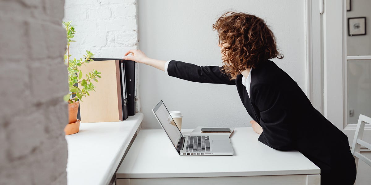 Applying Ergonomic Reach Zones to Your Workspace Applying Ergonomic Reach Zones to Your Workspace