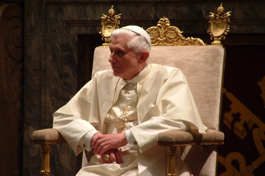 How ‘Wir sind Papst!’ became a headline for the ages