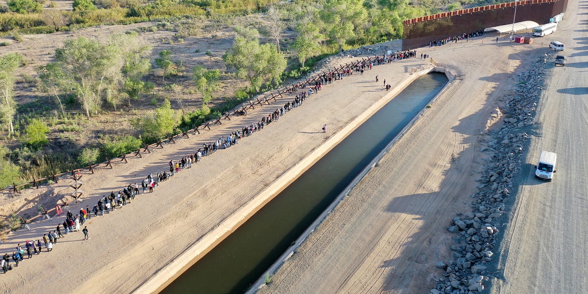 “Expedited removal” won’t fix asylum - by Dara Lind