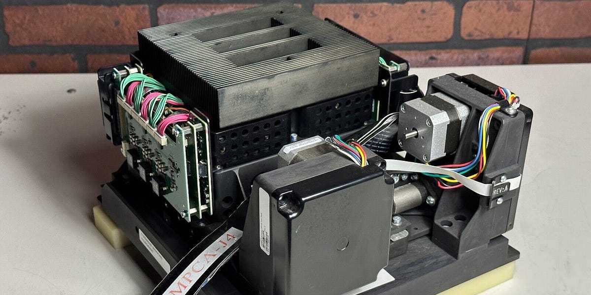 NextSeq 550 Imaging System - by Nava Whiteford