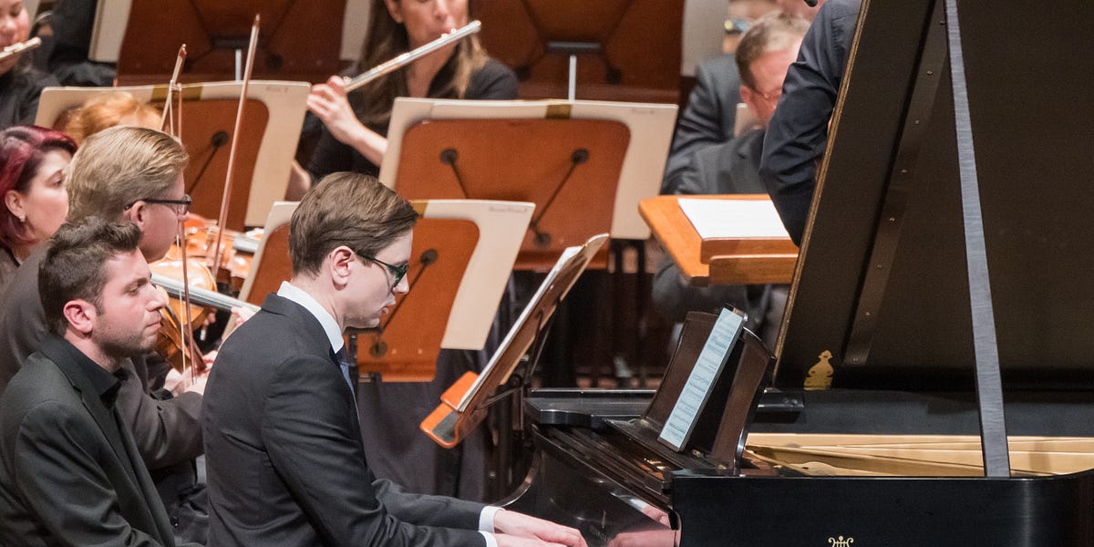 "Fall" colors - by Joshua Kosman - On a Pacific Aisle