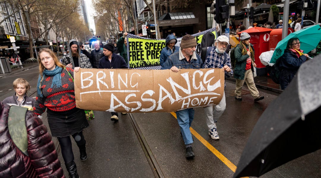 👁‍🗨 Stephen Rohde: La campagne mondiale pour libérer Julian Assange ...