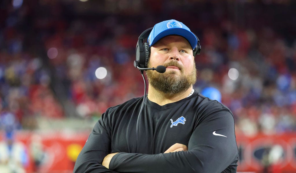 Hank Fraley is staying with the Detroit Lions, reportedly with an ...