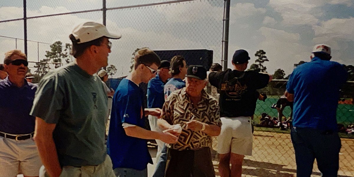 The Legend of Bob Murphy - @MetsRewind