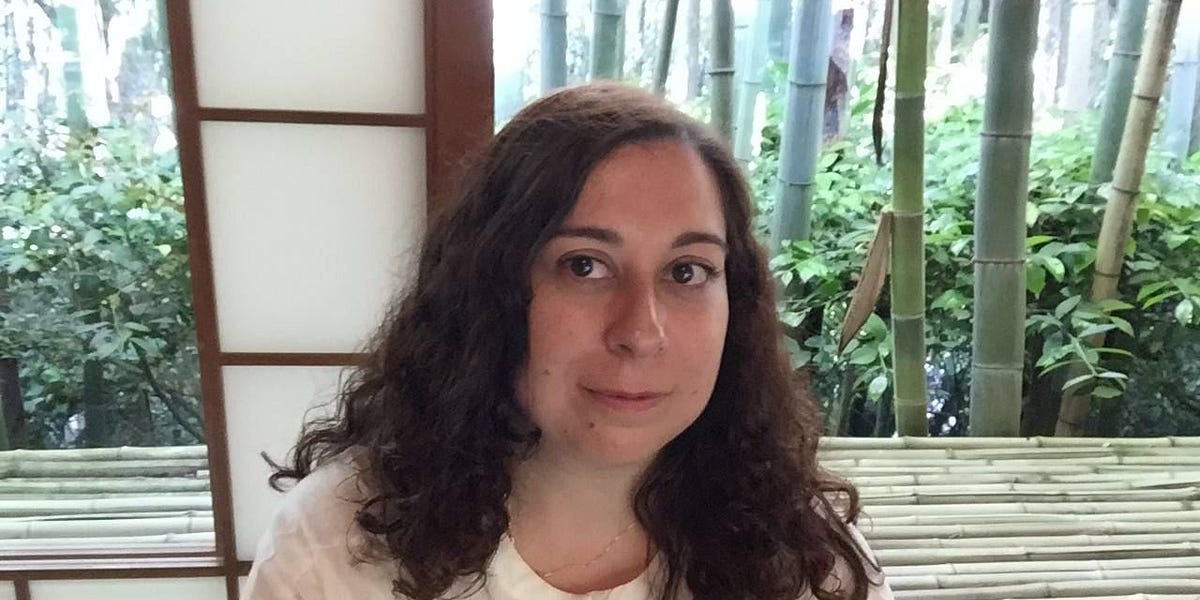 Por esta regla de tres - by Paloma Abad