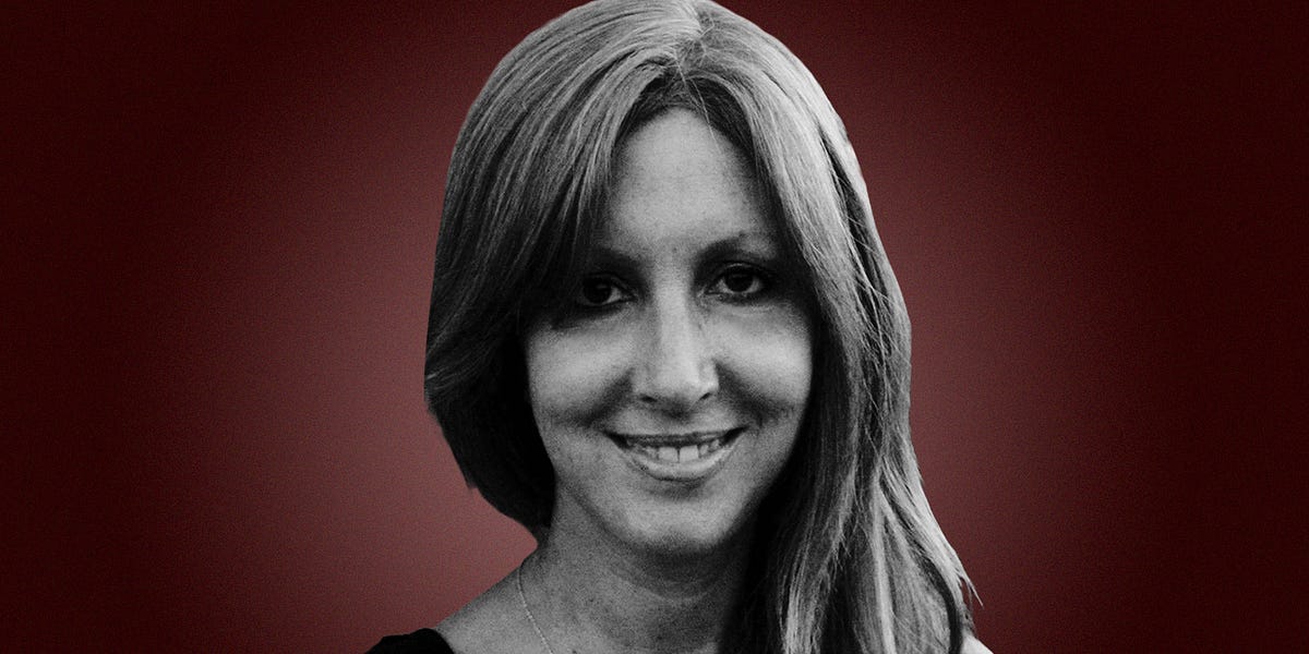 Reflecting on Betsy Rothstein’s ‘Mirror’ - by Jim Swift