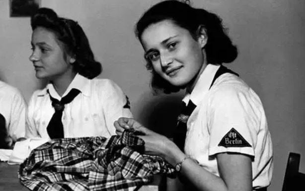 Gespräch mit Irma (Irmgard) Bauer, einer Mädelschaftsführerin (BDM) (1997)