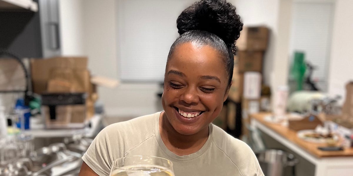 Nine days - by Sheryll Donerson - Girl Dinner