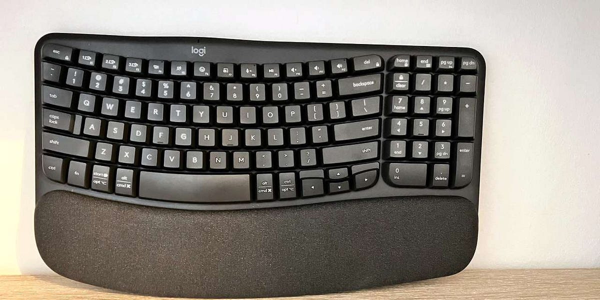 Logitech Wave Keys review: a new ergonomic champion that's a pleasure ...