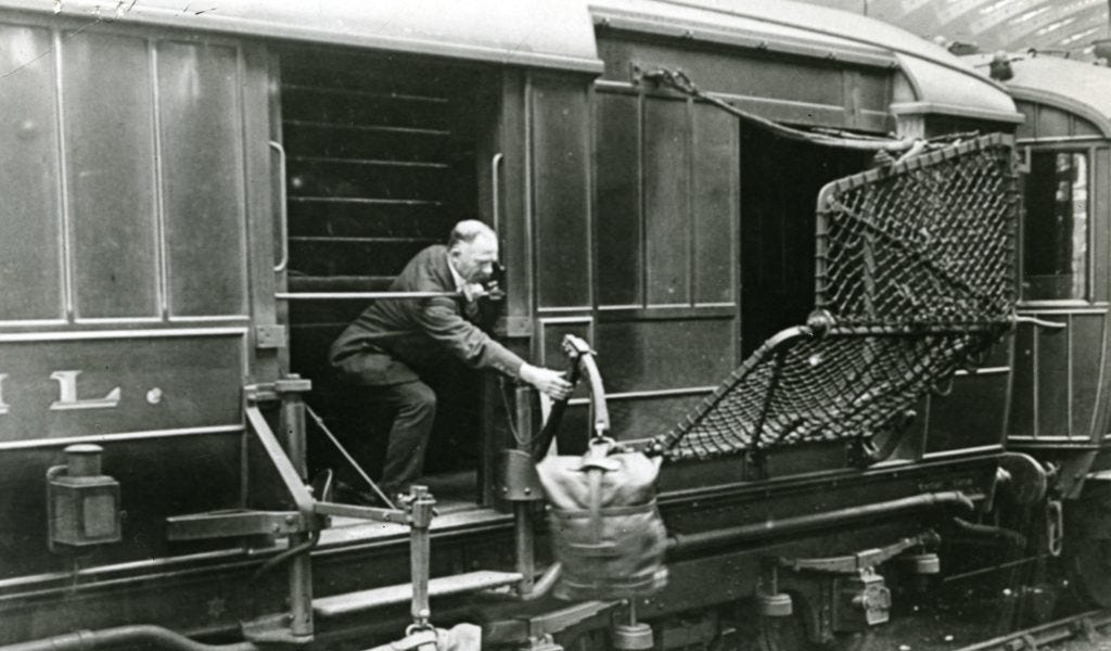 The Royal Mail History: A Journey Through History, Innovation, and ...