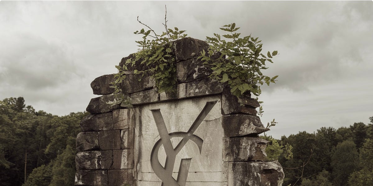 Yves Saint Laurent - by Luca Turin 🇮🇹🇪🇺