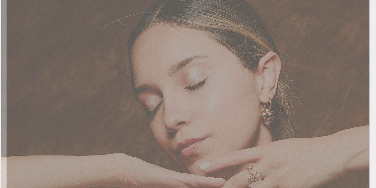 VIDEO ¿Dónde quedó mi confianza? - by Clau Quintero