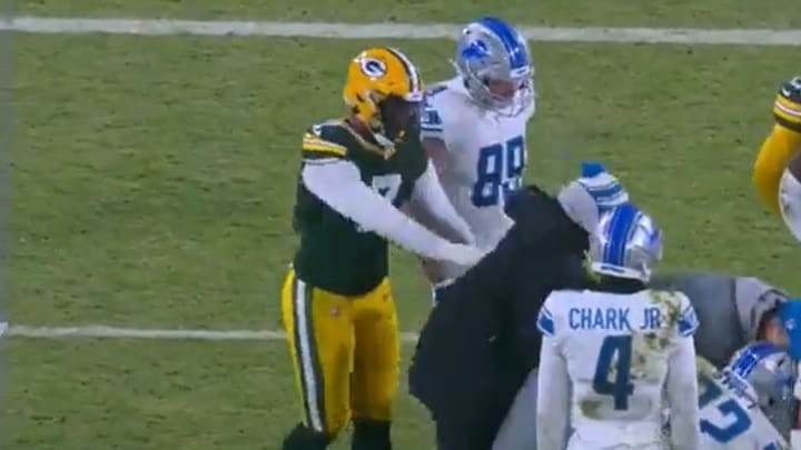 Quay Walker's tunnel walk - by Matthew Greber