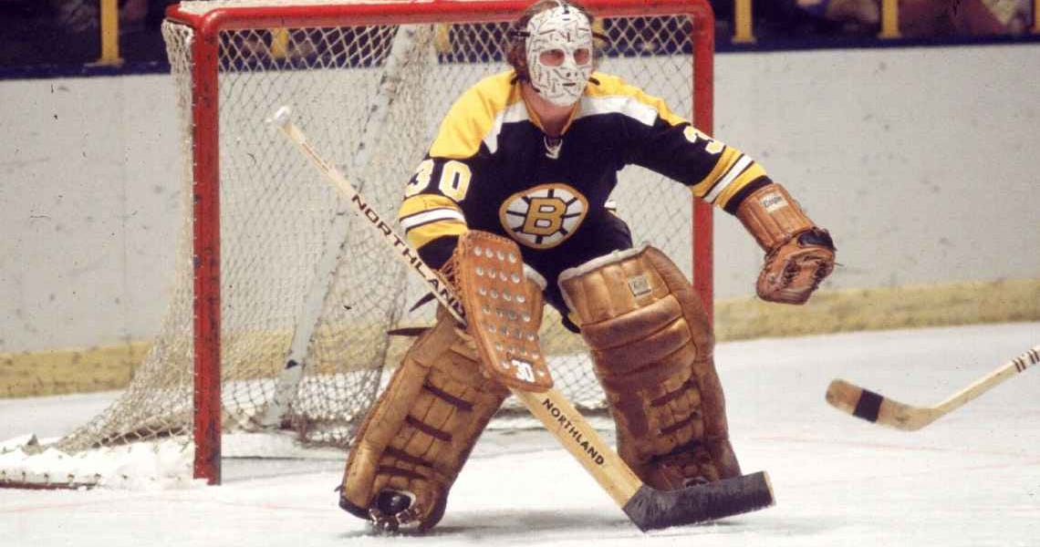Bruins goaltender Linus Ullmark debuting a brand new Centennial ...
