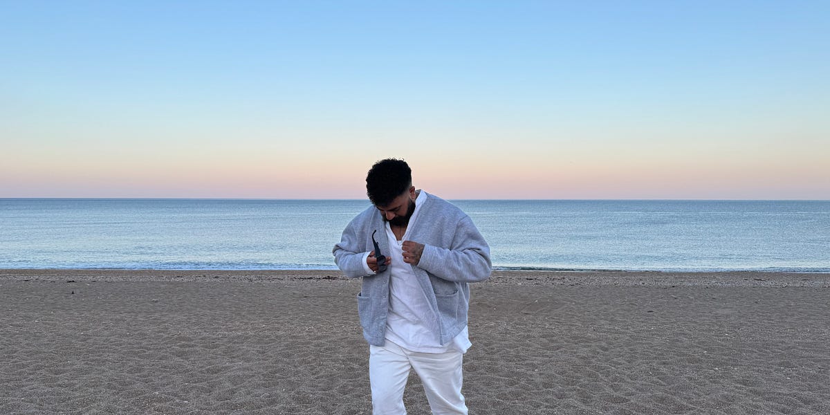 lessons in samstry - by Sam Tabahriti - yours, bookish