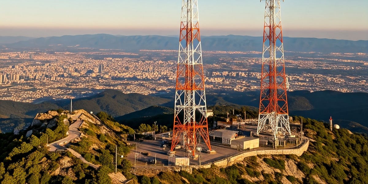 AM/FM/TV DXing: FCC station totals continue to drop