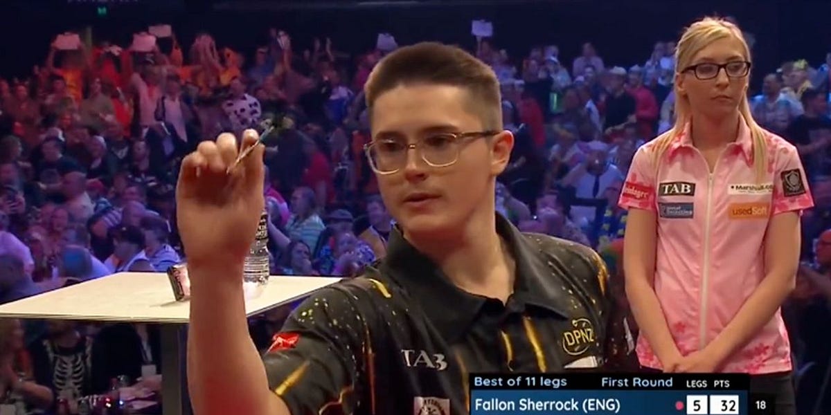 Invercargill apprentice plumber rises up NZ darts ranks