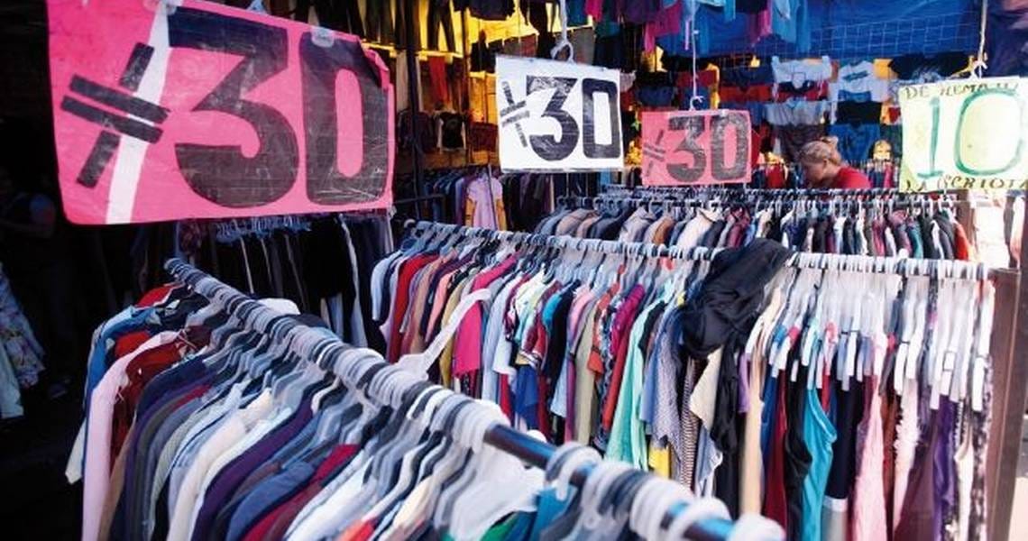 La Ropa de Paca: Un Fenómeno Global que Viste a una Generación Mexicana