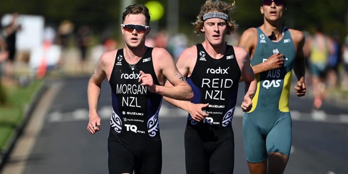 The Ease of Running - by john hellemans