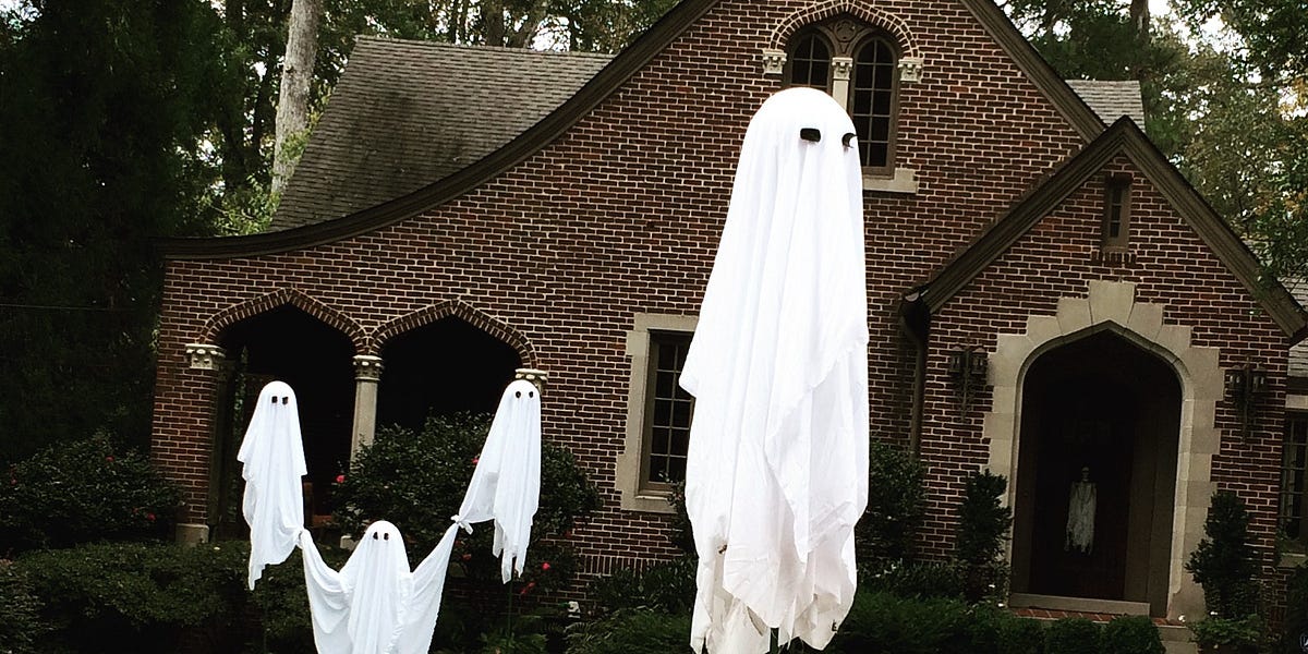 Happy Ghosts...Spooky Ghosts