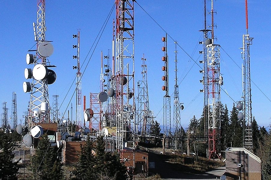 AM/FM/TV DXing: Have at it: 33,455 broadcast stations in the USA