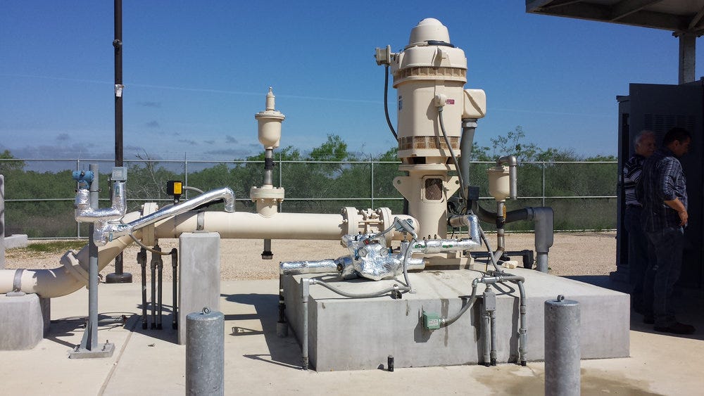 rigging up some fun - by Andi DuMont - Andi’s Substack