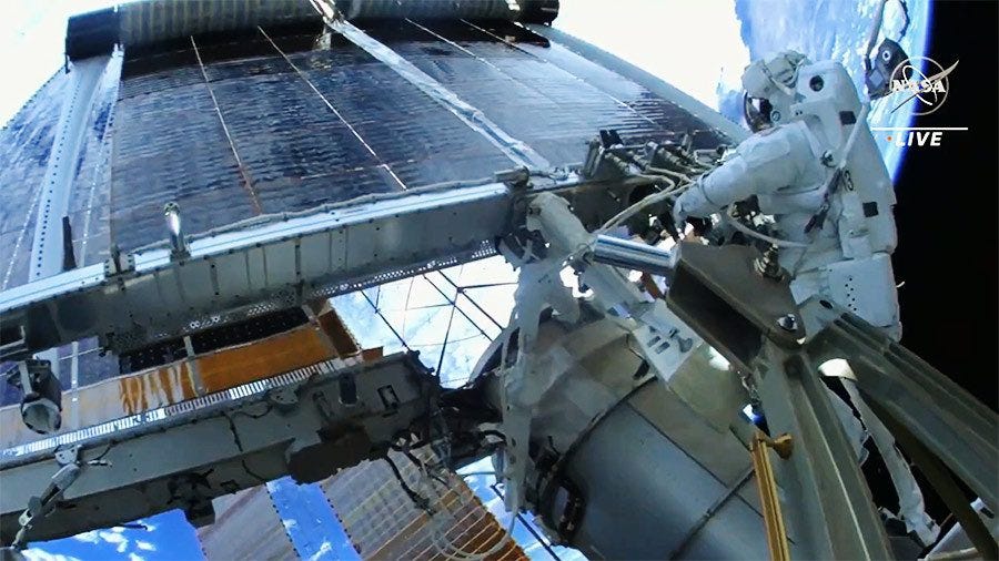 Fifth IROSA Wing Installed at International Space Station