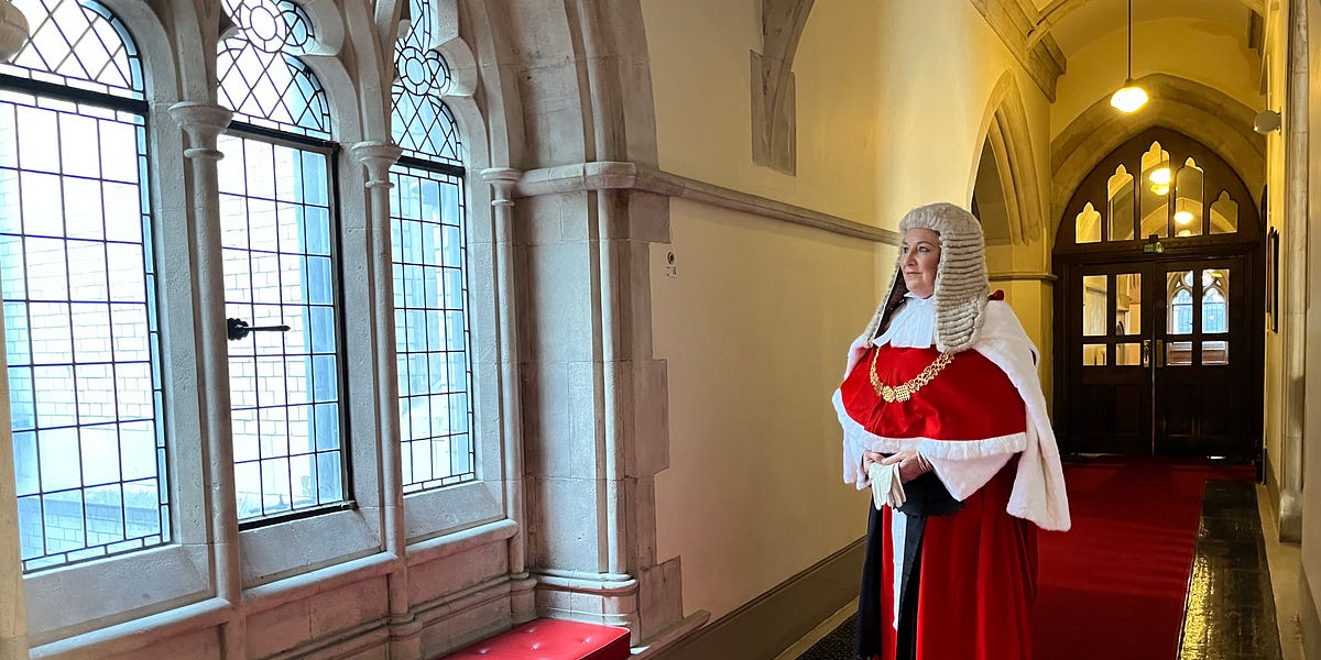 Carr arrives today - by Joshua Rozenberg - A Lawyer Writes