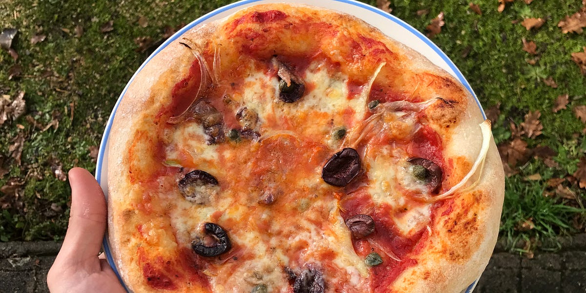 Pizza dough - by Jesús - OCURRE