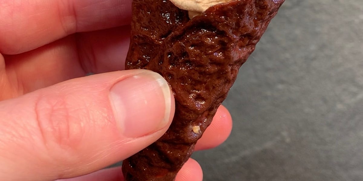 Mars Bar Ice Cream Cones - by Tat Effby - The Caketoonist