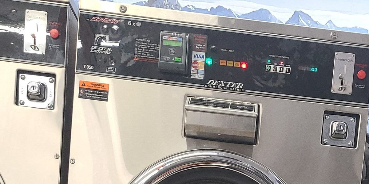 The Unfinished Things - by Neliza Drew - Past Tense of Draw