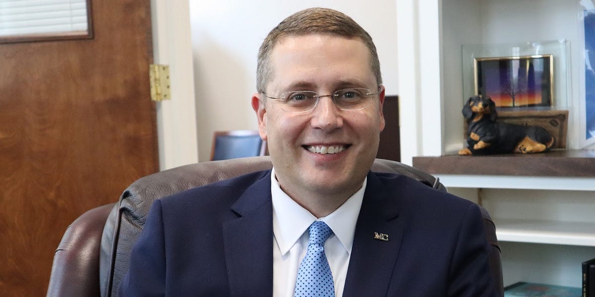 New Provost Seeks to Fulfill MC’s Mission, to Improve AI Policies