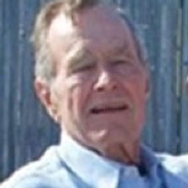 Poppy Bush Jumps Out Of Plane To 'Celebrate' Birthday