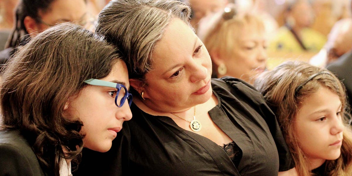 Remembering Lois McClellan; New Ads by Jones, Mehta in CD1; 50 Cent at U.S. Capitol; Black ...