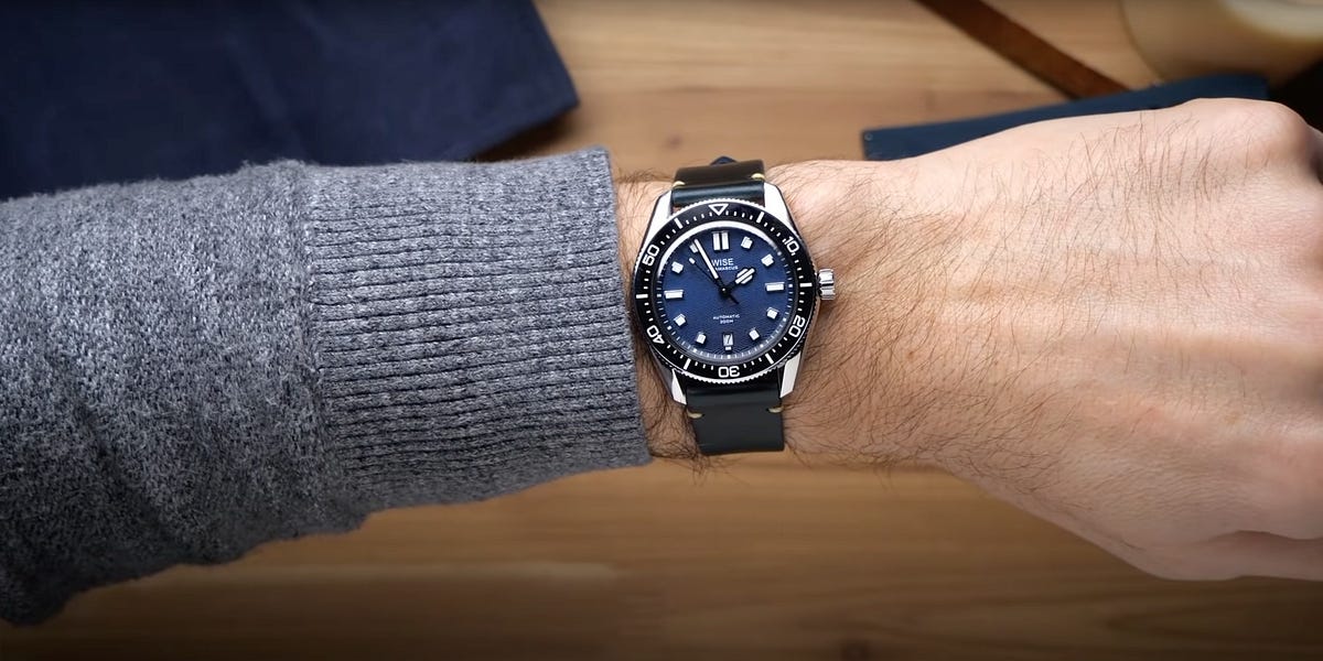 "Just the Watch" reviews the Wise Adamcascus AD8