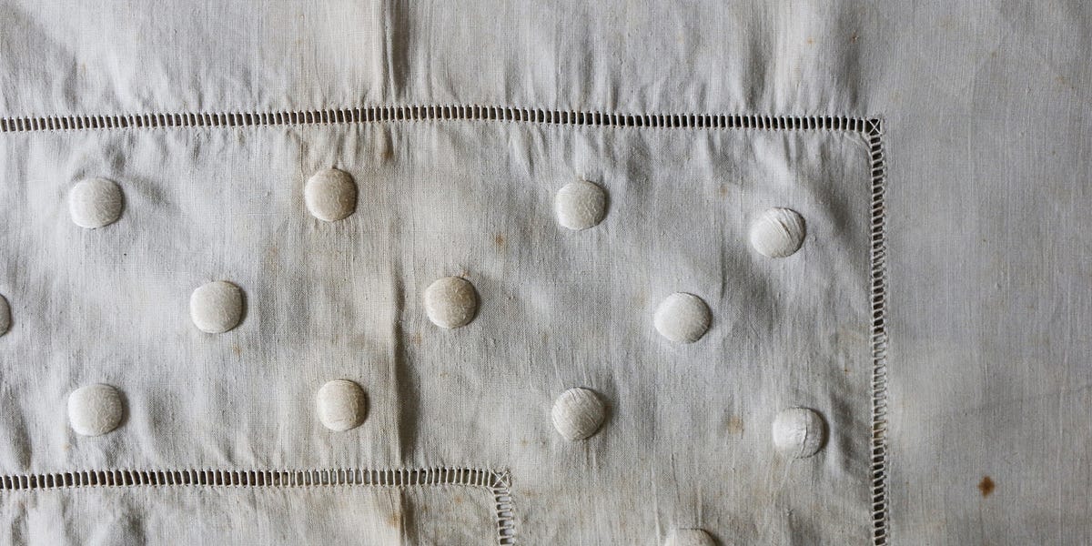 Ladder borders and drawn thread work - by Hanna