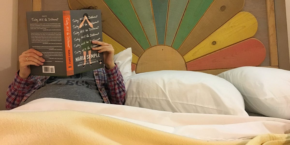 Issue 28: This is how I read - by Petya K. Grady