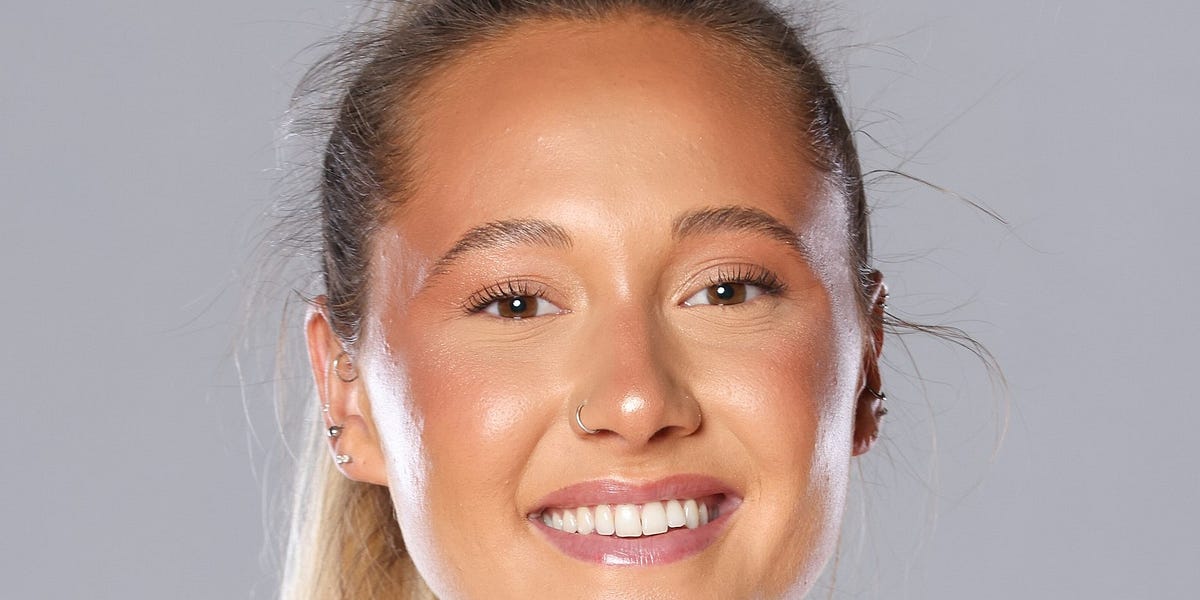 Southern Steel lock in two international stars for 2024