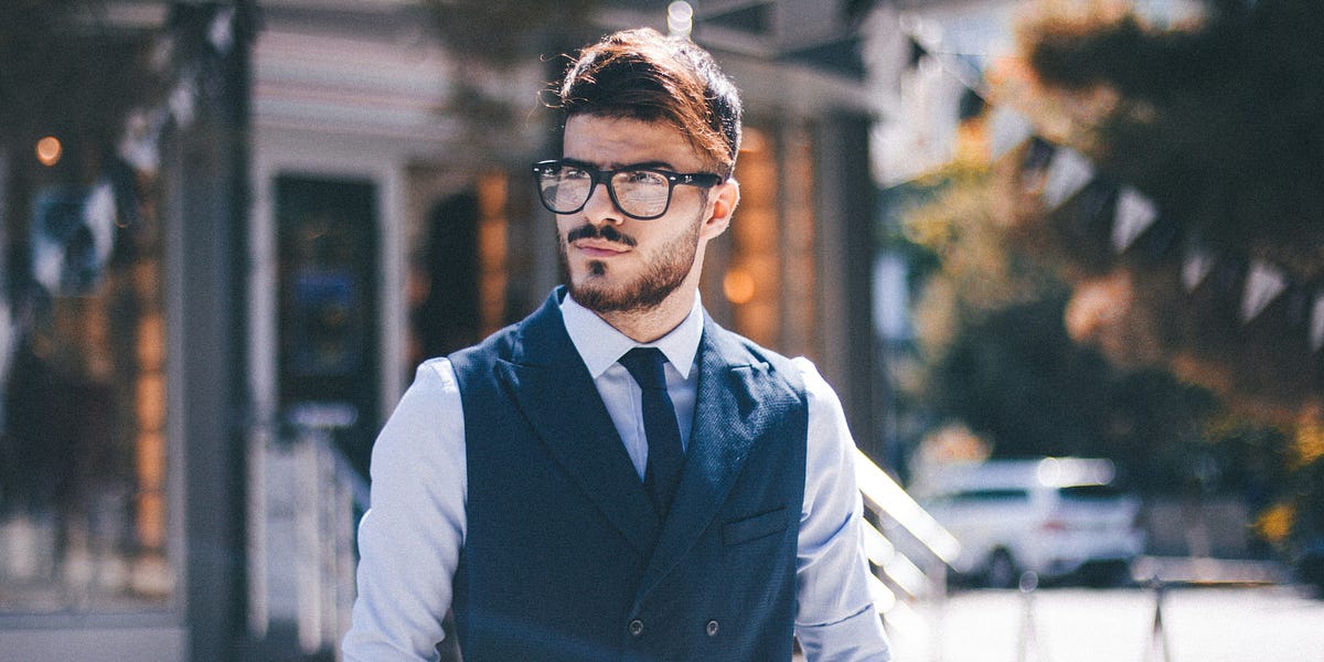 I Started Making $3500/Month Once I Stole Nicolas Cole's Writing Techniques