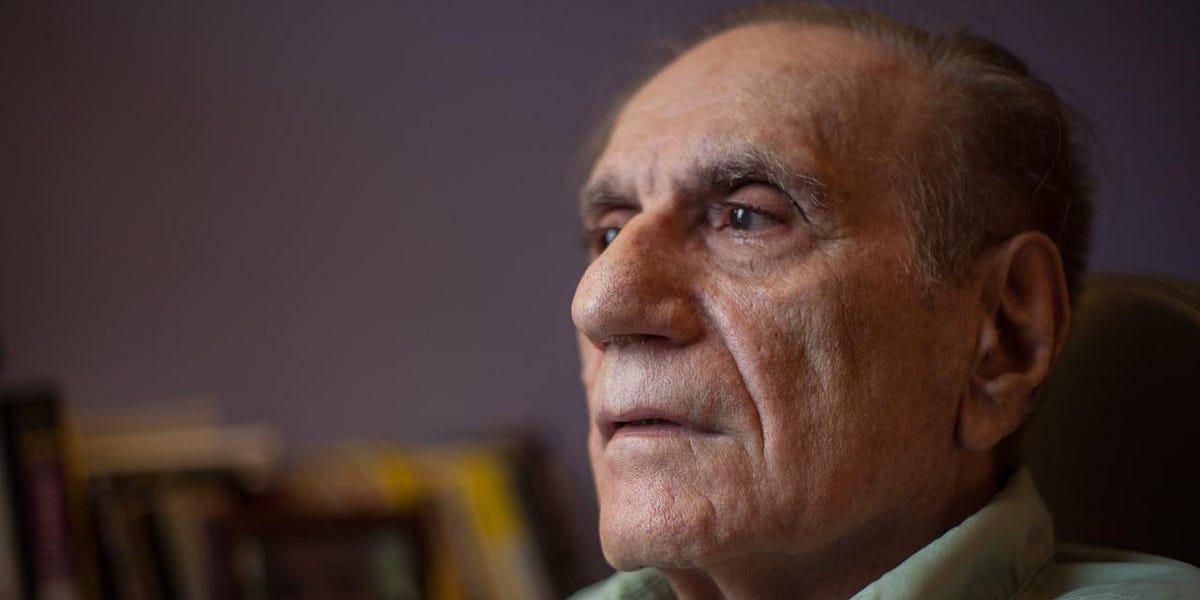 The Wondrous Lives of Julius Shapiro