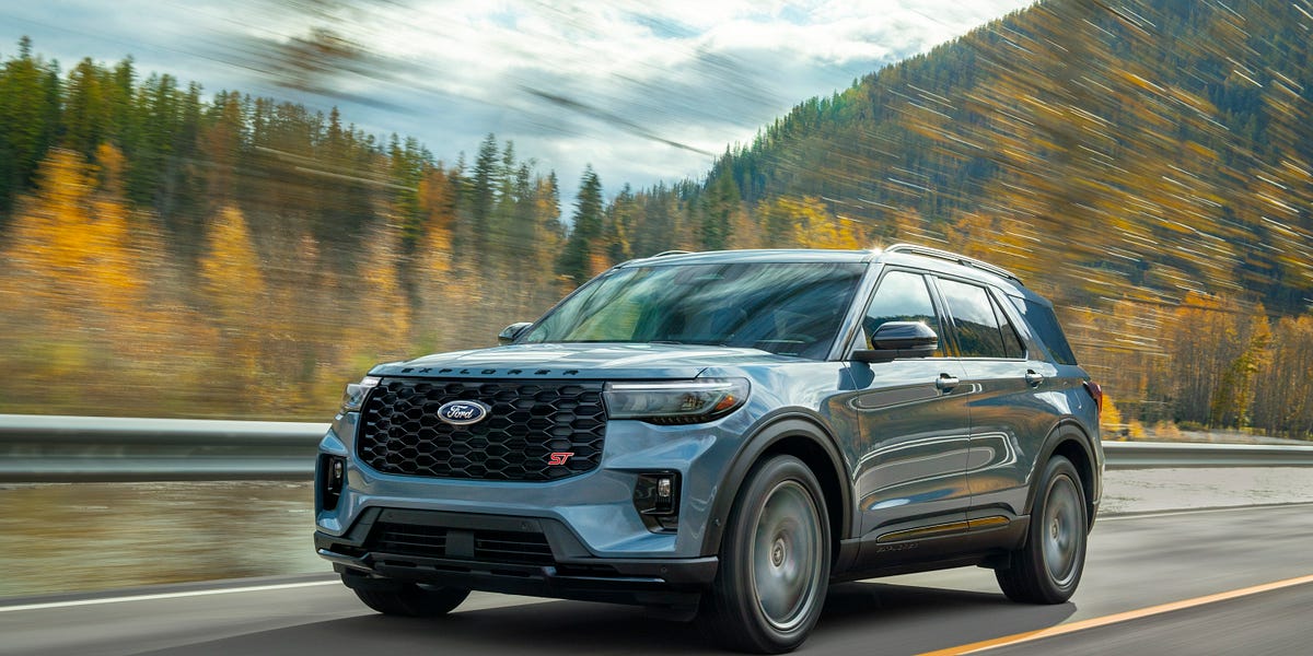 2025 Ford Explorer Review: Tech Meets Tradition | PRNDL