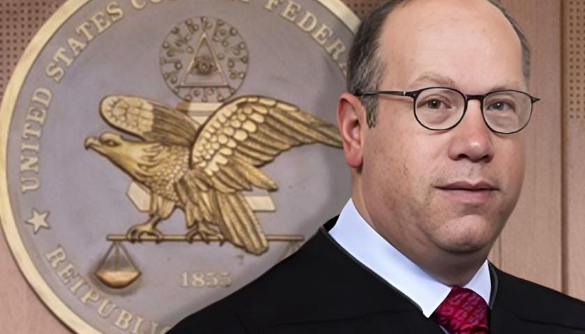 Why Some Federal Judges Refuse to Hire Law Clerks from Columbia